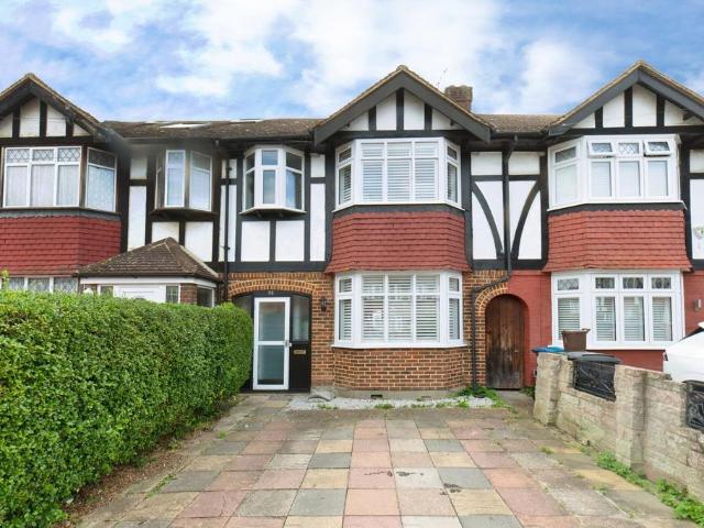 3 bedroom terraced house for sale