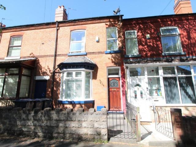 3 bedroom terraced house for sale