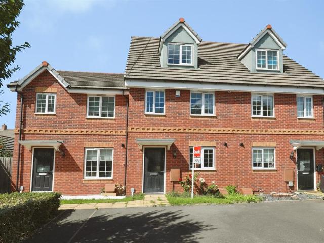 3 bedroom terraced house for sale
