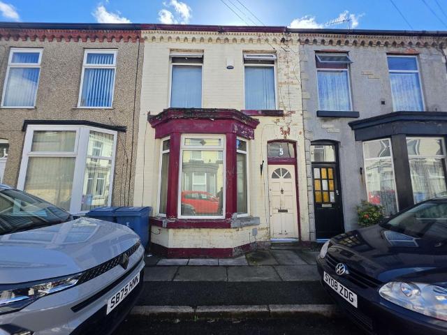 2 bedroom terraced house for sale