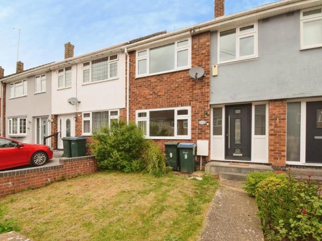 3 bedroom terraced house for sale