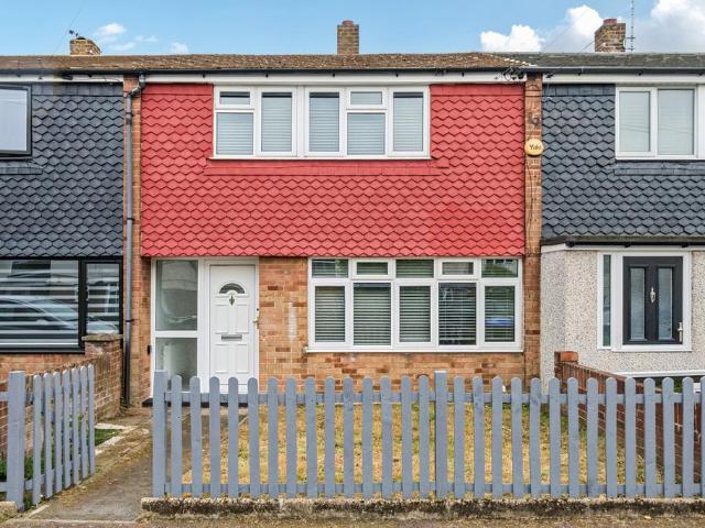 3 bedroom terraced house for sale