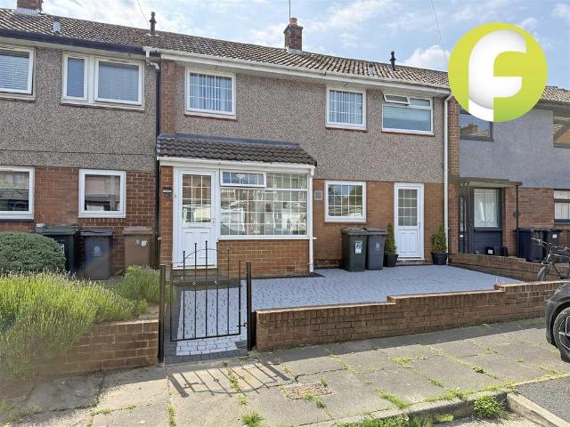 3 bedroom terraced house for sale