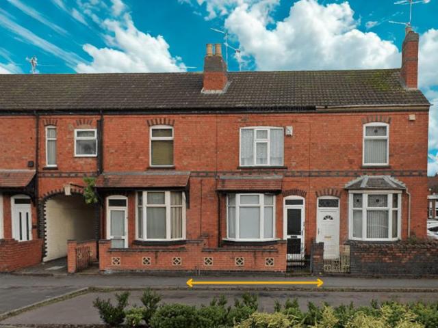 3 bedroom terraced house for sale