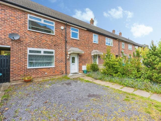 3 bedroom terraced house for sale