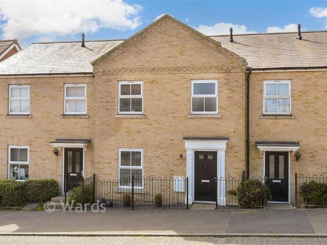 3 bedroom terraced house for sale