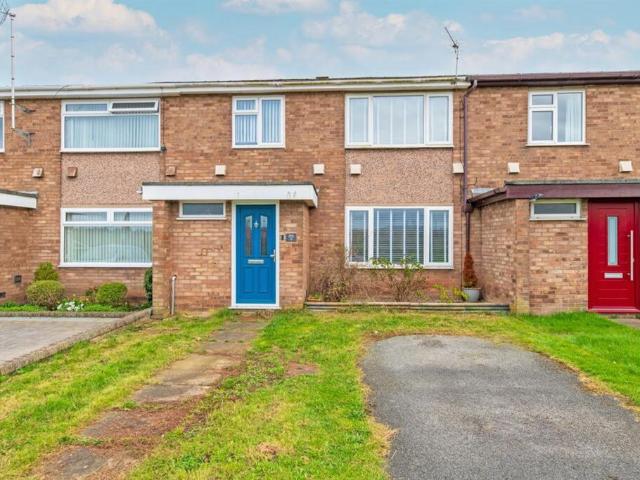 3 bedroom terraced house for sale