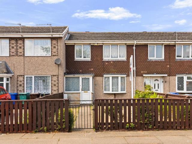 3 bedroom terraced house for sale