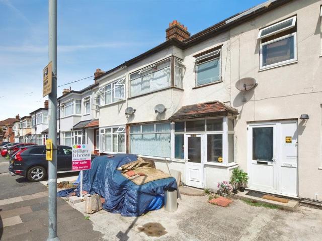 3 bedroom terraced house for sale