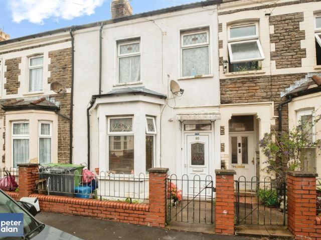 3 bedroom terraced house for sale