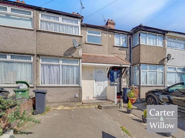 3 bedroom terraced house for sale