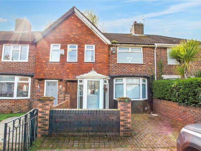 3 bedroom terraced house for sale