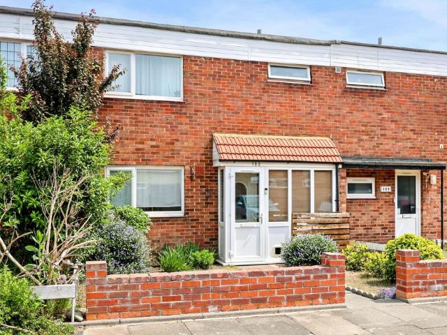 3 bedroom terraced house for sale