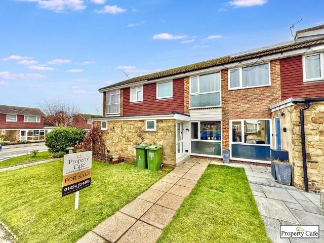 3 bedroom terraced house for sale