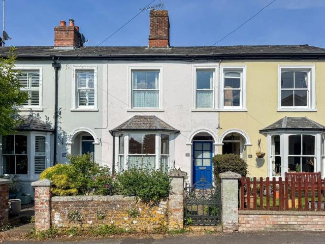 3 bedroom terraced house for sale