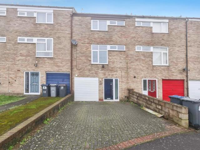 3 bedroom terraced house for sale