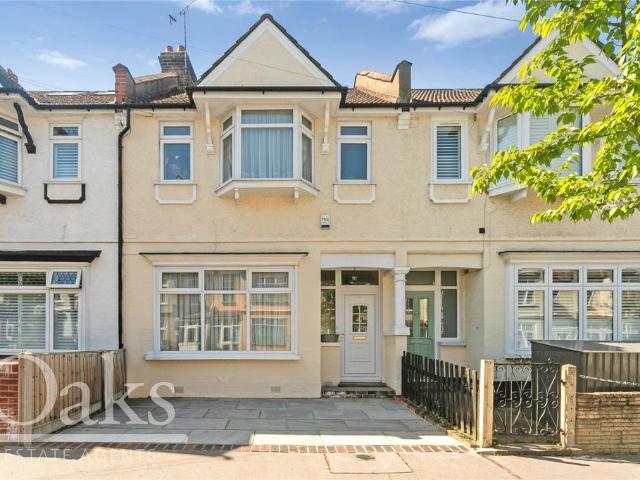 3 bedroom terraced house for sale