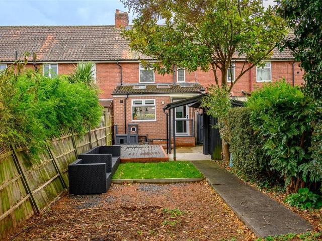 3 bedroom terraced house for sale
