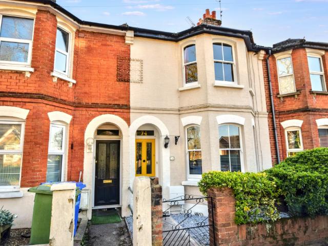 3 bedroom terraced house for sale