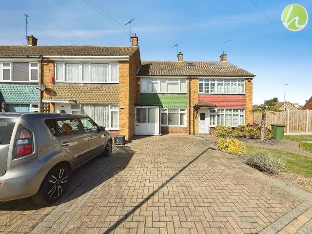 3 bedroom terraced house for sale
