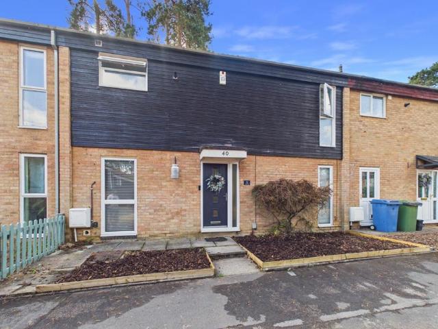 3 bedroom terraced house for sale