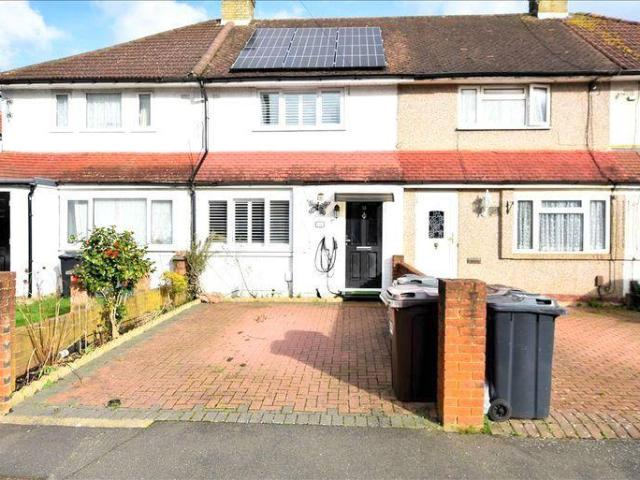 3 bedroom terraced house for sale
