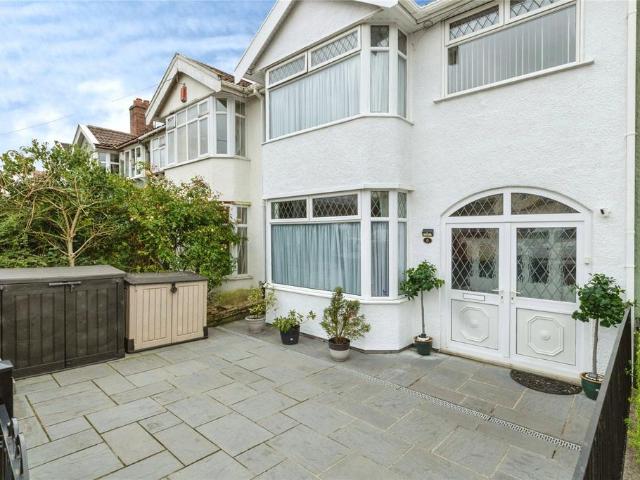 3 bedroom terraced house for sale