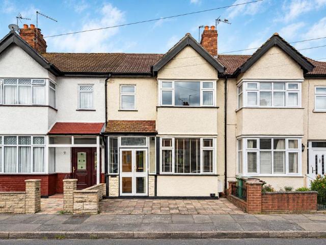 3 bedroom terraced house for sale