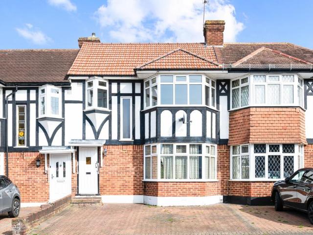 3 bedroom terraced house for sale