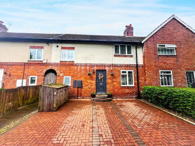 3 bedroom terraced house for sale