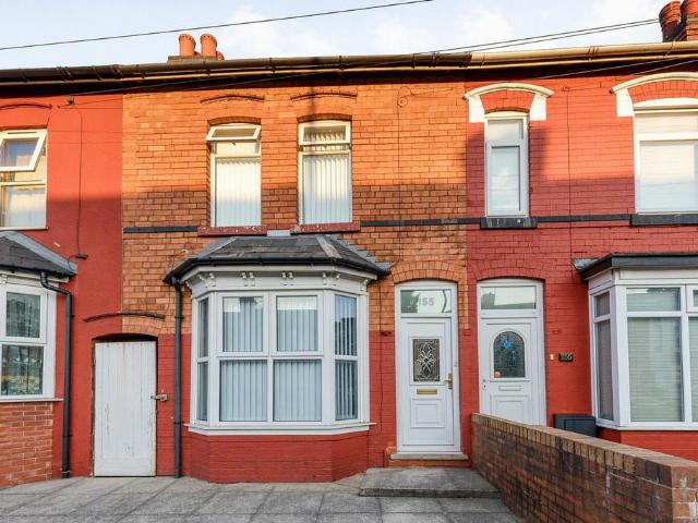 3 bedroom terraced house for sale
