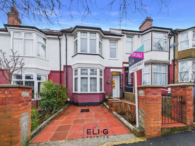 3 bedroom terraced house for sale