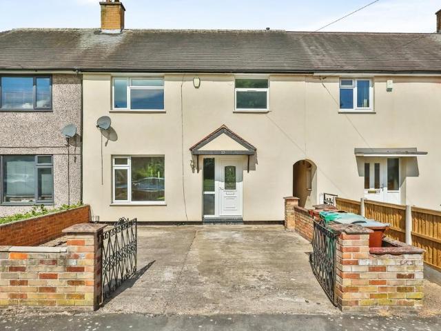 3 bedroom terraced house for sale