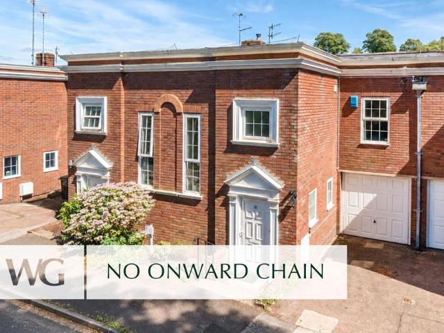 3 bedroom terraced house for sale