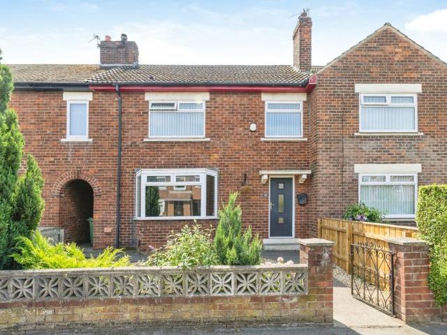 3 bedroom terraced house for sale