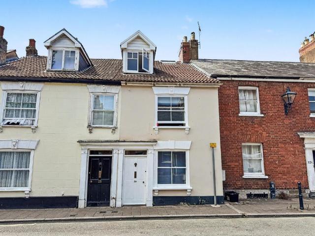 3 bedroom terraced house for sale