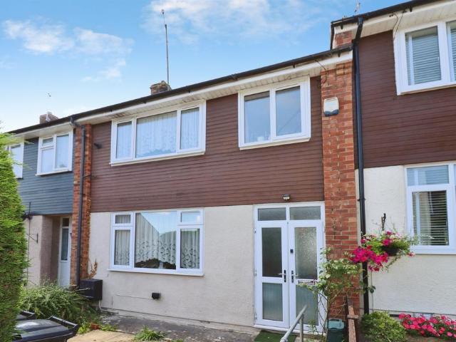 3 bedroom terraced house for sale