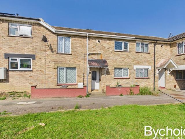 3 bedroom terraced house for sale