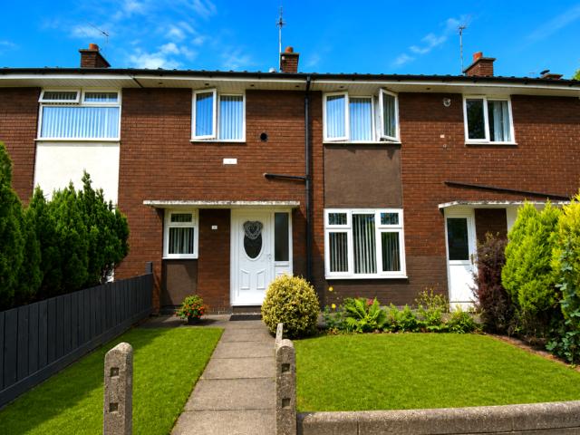 3 bedroom terraced house for sale