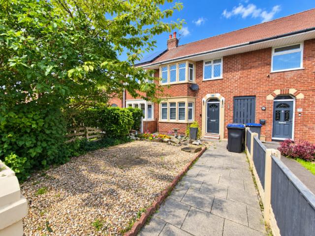 3 bedroom terraced house for sale