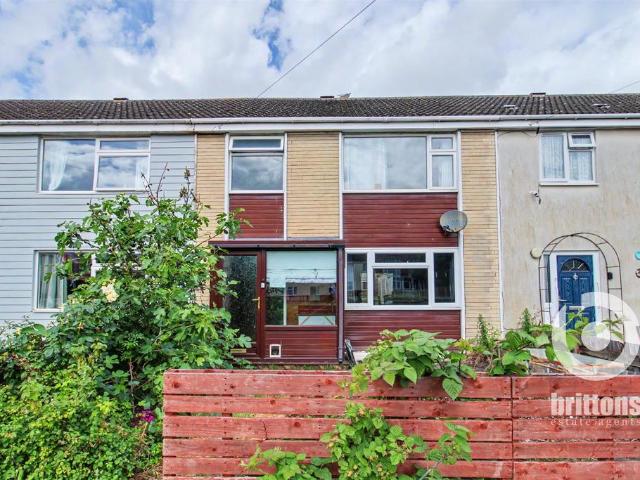 3 bedroom terraced house for sale