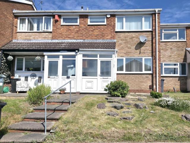 3 bedroom terraced house for sale
