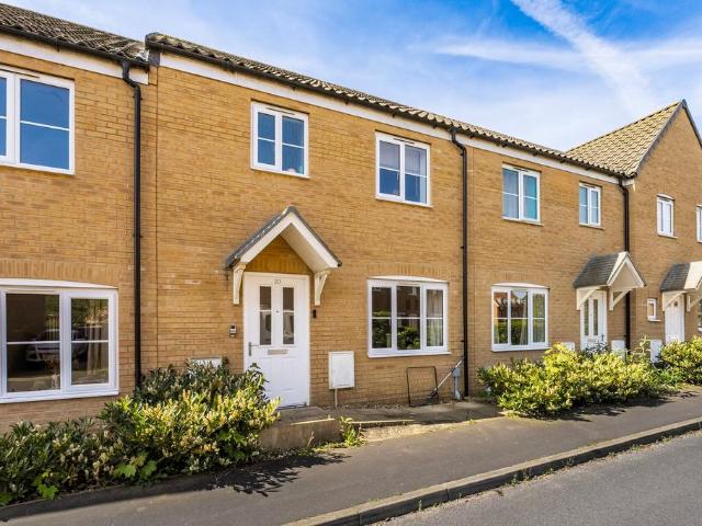 3 bedroom terraced house for sale