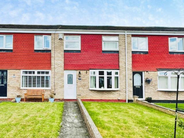 3 bedroom terraced house for sale