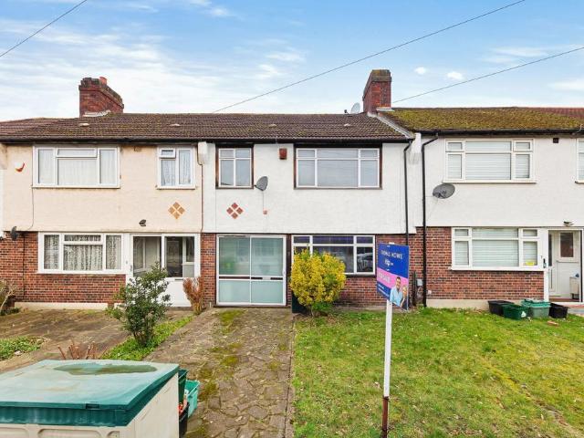 3 bedroom terraced house for sale