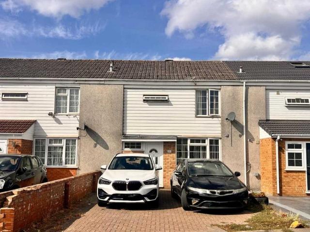 3 bedroom terraced house for sale
