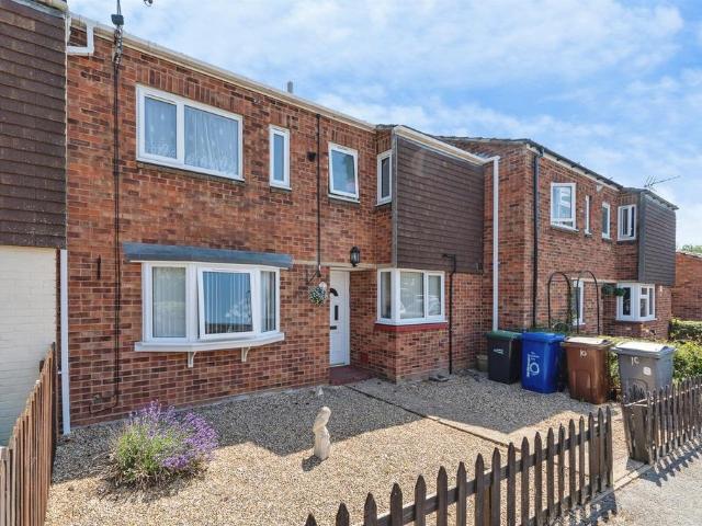 3 bedroom terraced house for sale