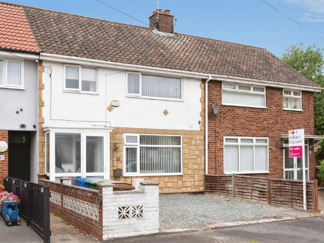 3 bedroom terraced house for sale