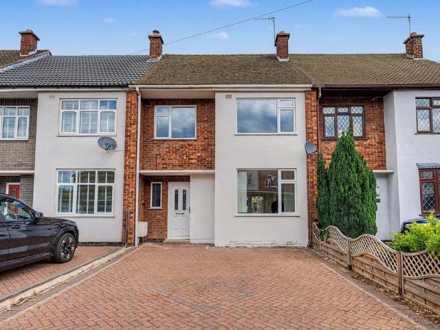 3 bedroom terraced house for sale