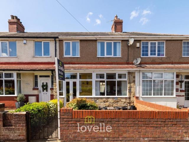 3 bedroom terraced house for sale